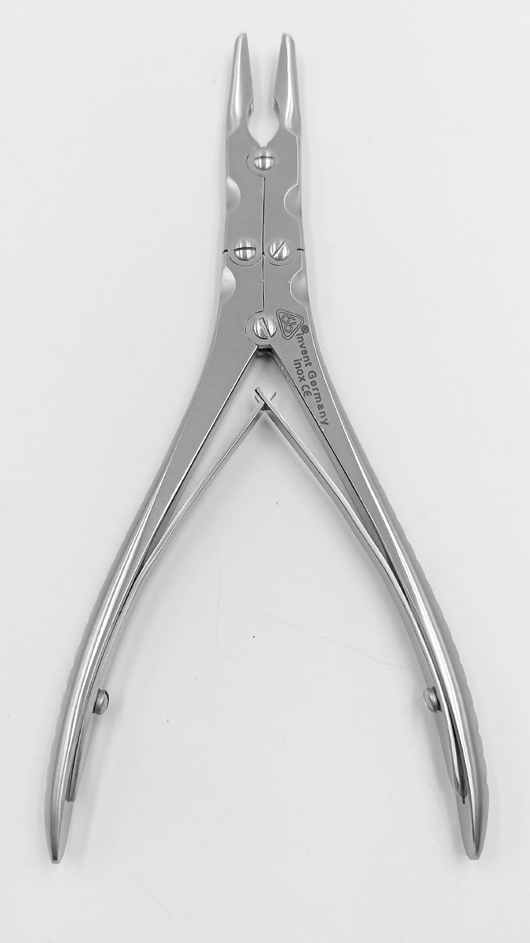 Pinza Gubia Ruskin Curva 18cm en LALEO